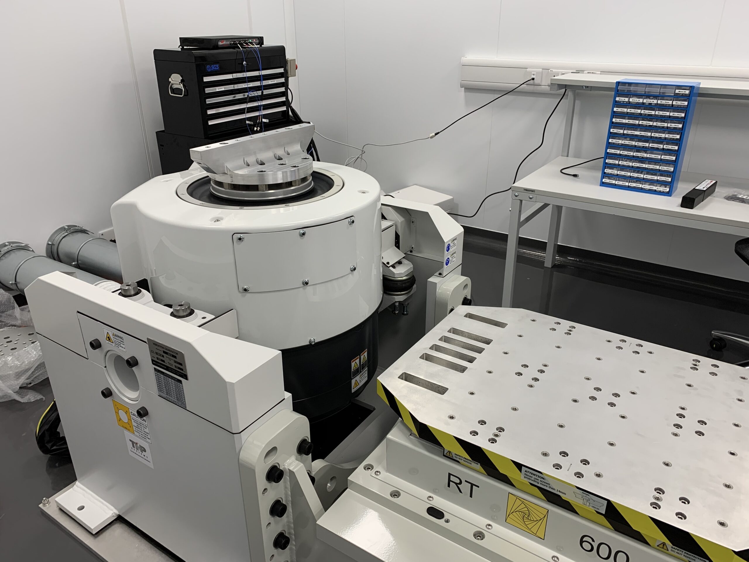 Vibration Table - Satellite Applications Catapult